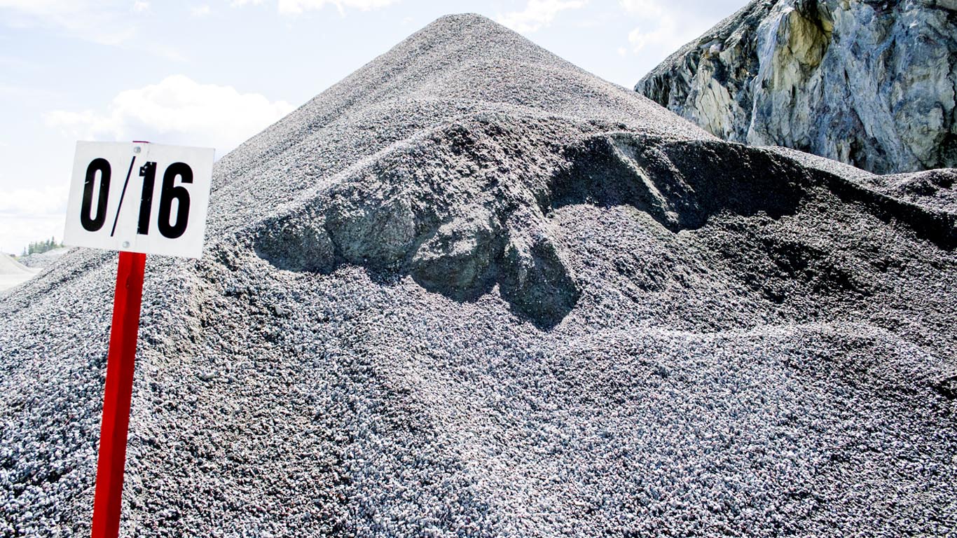 Subbus | Gunnar Holth Grusforretning